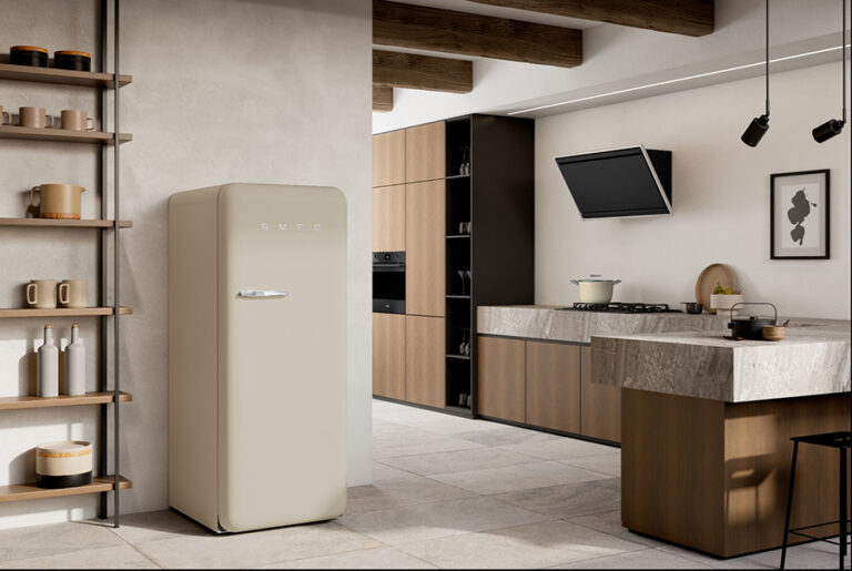 Moonlight, el nuevo color de Smeg que convierte los electrodomésticos ...